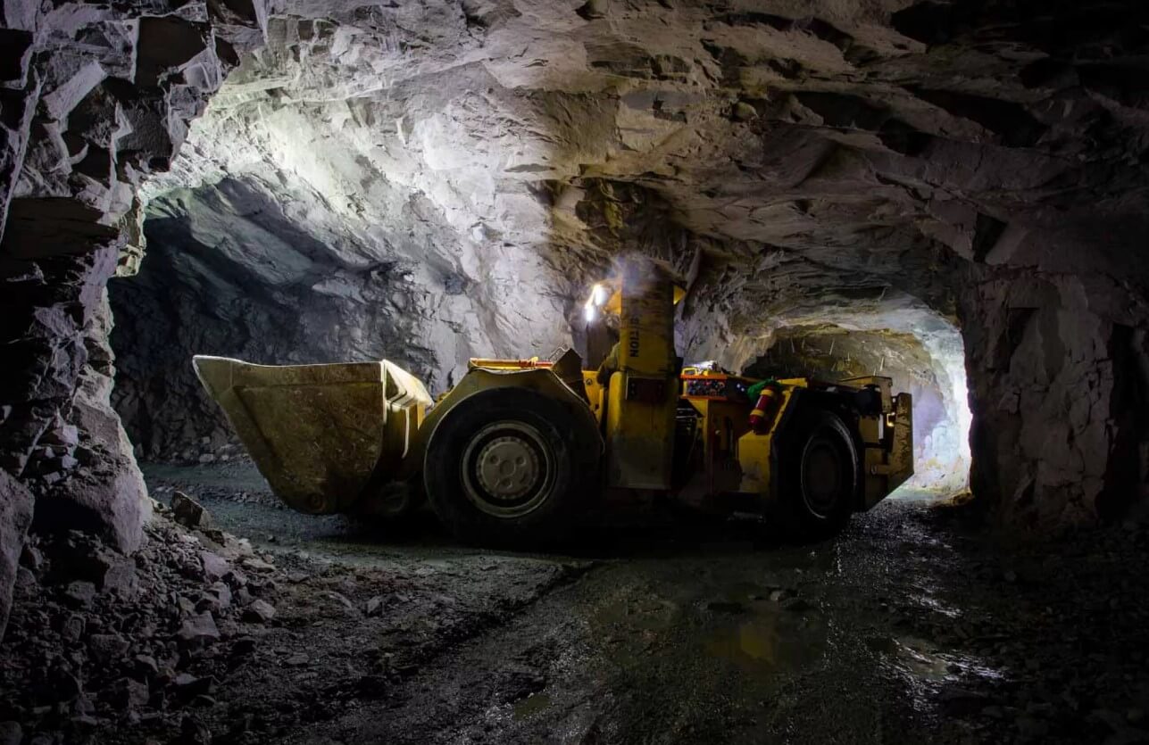 Underground Navigation by Miners | Becker Mining USA